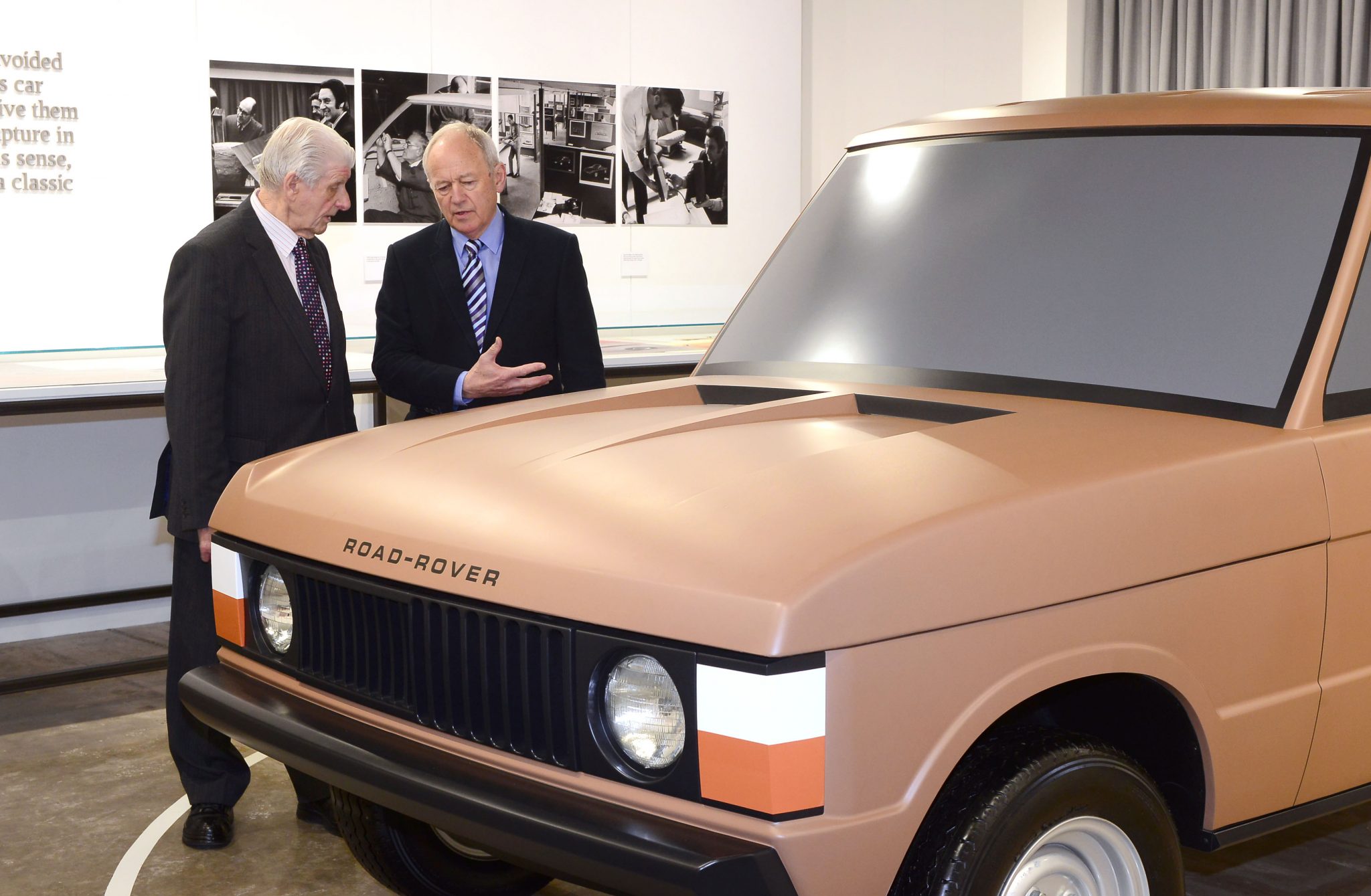 14 Images To Celebrate The 50th Birthday Of The Range Rover — Born To ...