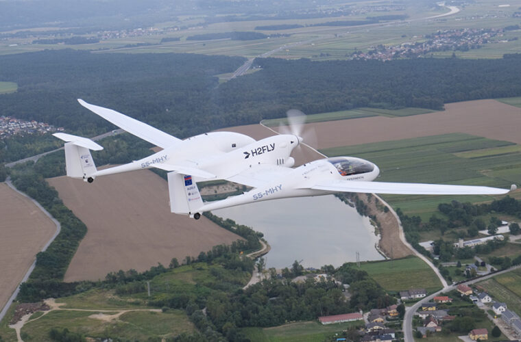 Sirius Jet - The World's First Hydrogen-Powered VTOL Passenger Aircraft ...